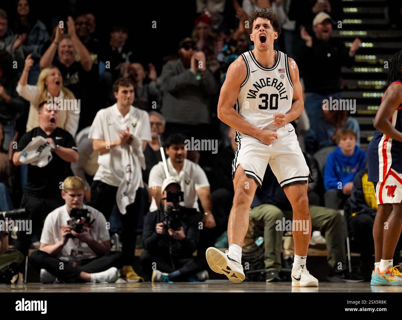 Nashville, Tennessee, USA. 22nd Feb, 2025. Vanderbilt guard Chris Manon ...
