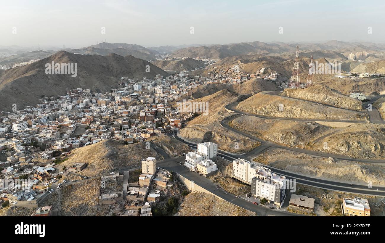 Mecca , Saudi Arabia Mars 30 2024: Makkah city Streets hotels and ...