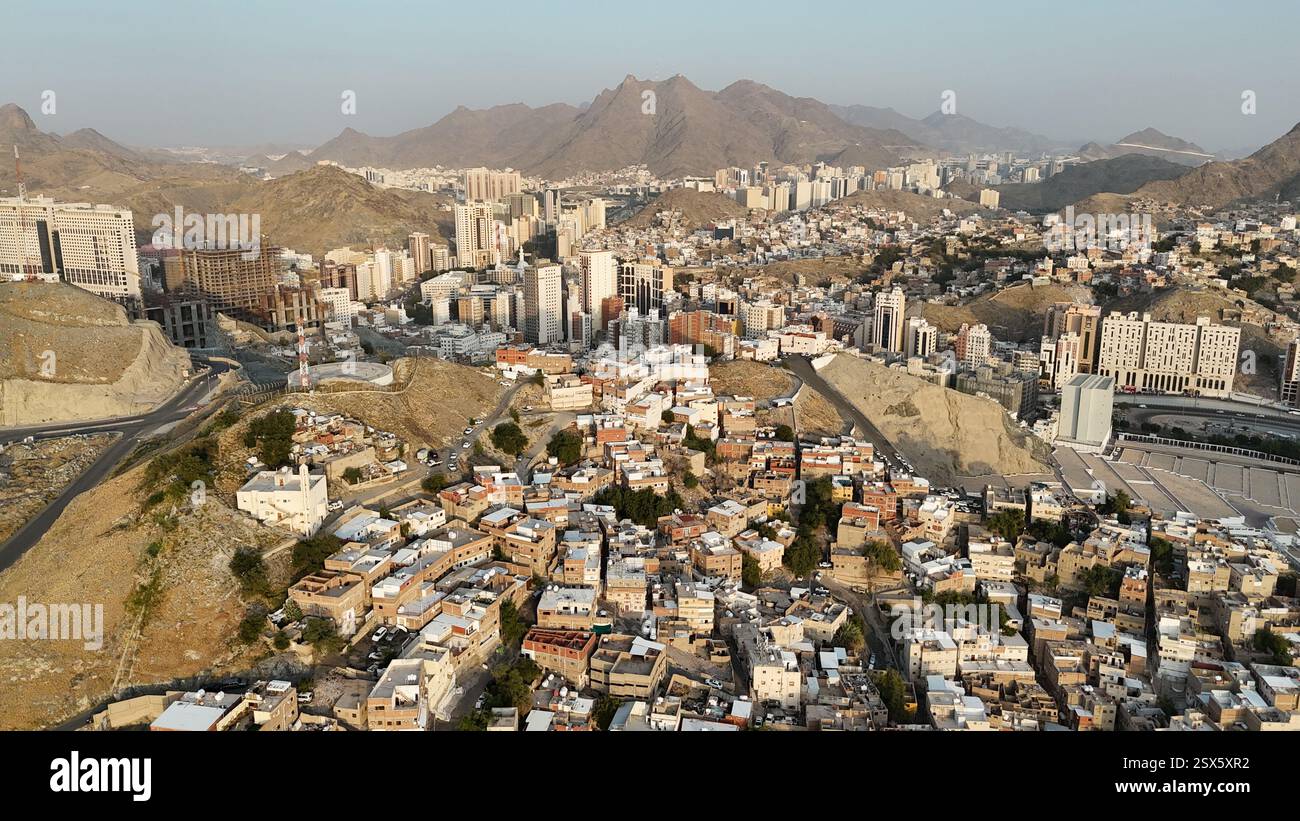 Mecca , Saudi Arabia Mars 30 2024: Makkah city Streets hotels and ...