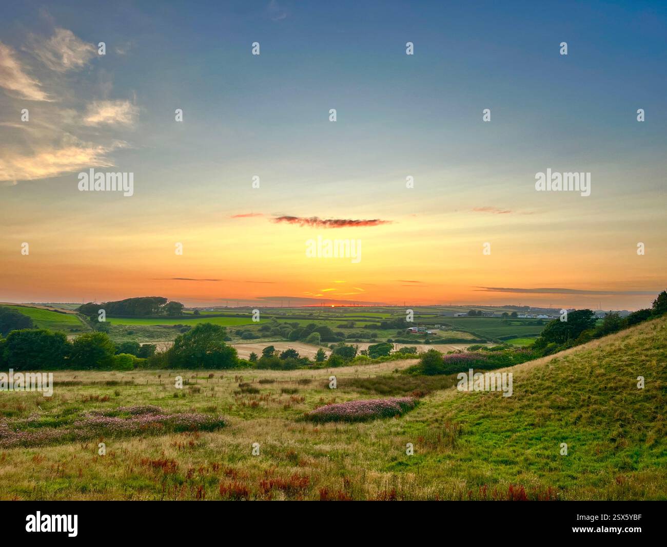 English_countryside hi-res stock photography and images - Alamy