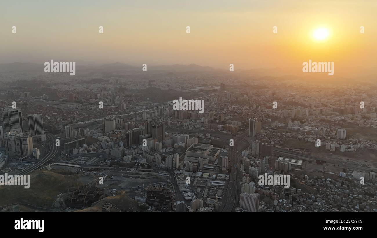 Mecca , Saudi Arabia Mars 30 2024: Makkah city Streets hotels and ...
