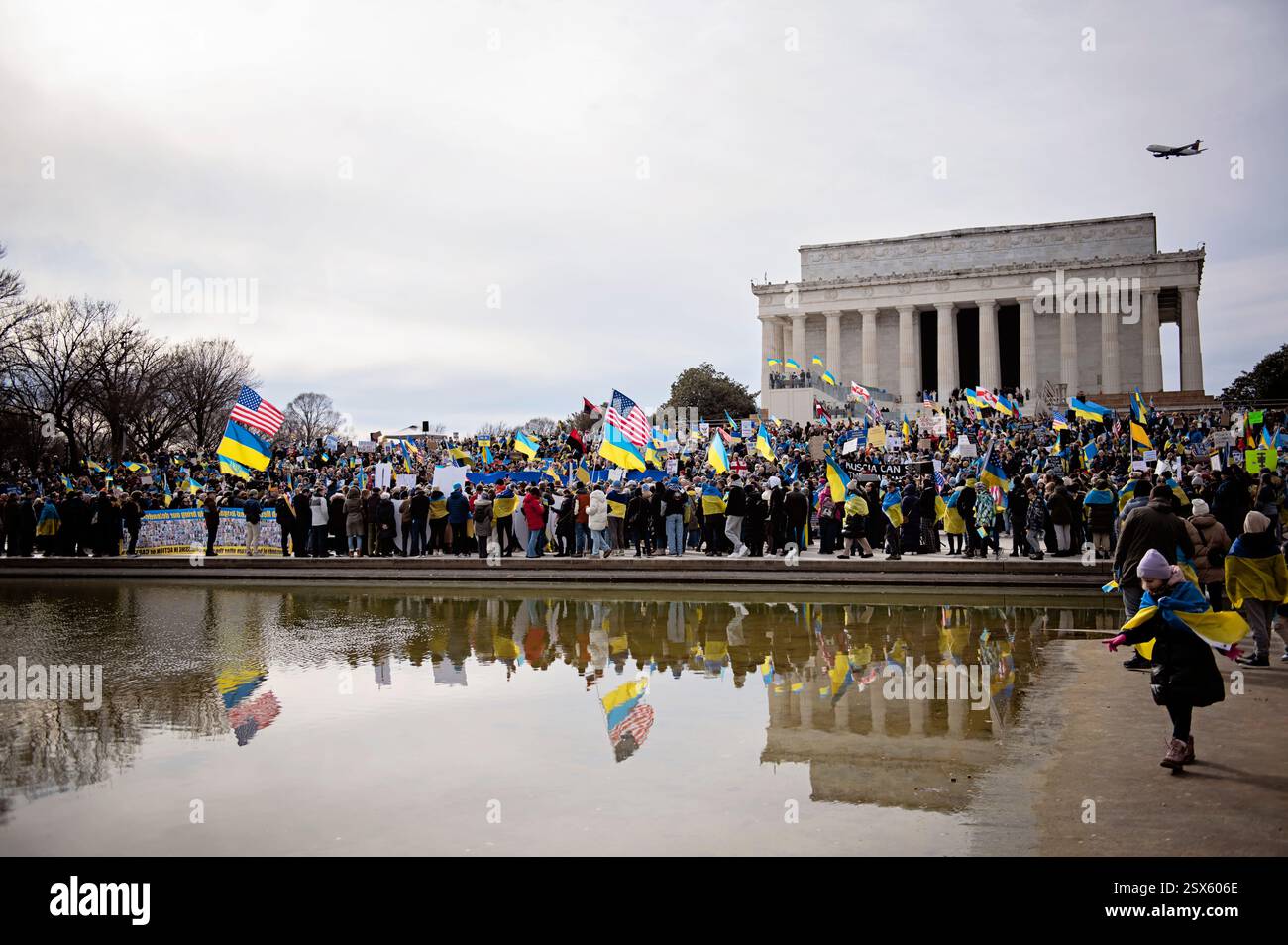 Pro Ukraine protest Washington DC Stock Photo - Alamy