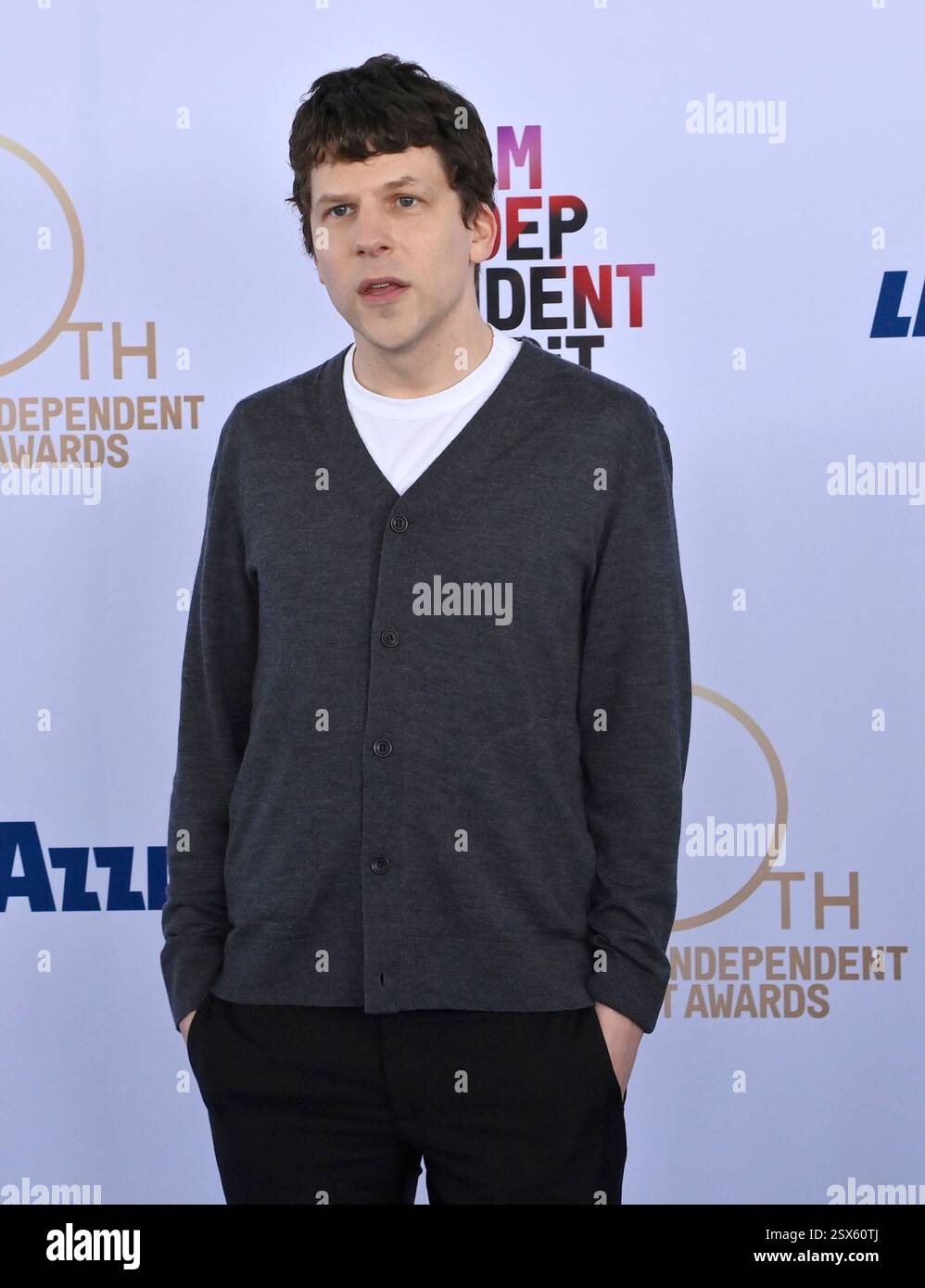 Santa Monica, United States. 22nd Feb, 2025. Jesse Eisenberg arrives ...