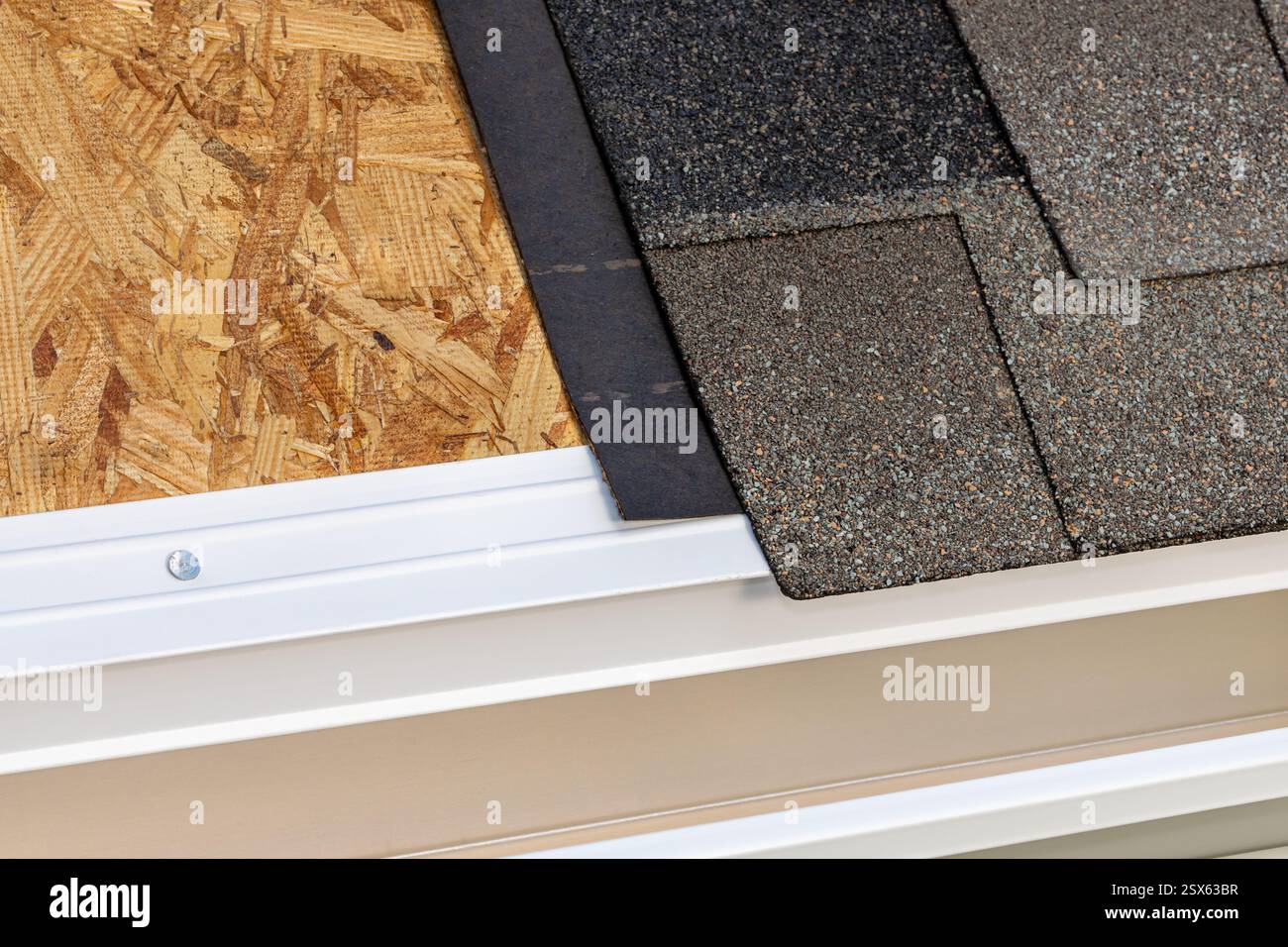 Cutaway view of house roof building materials. Roofing construction ...