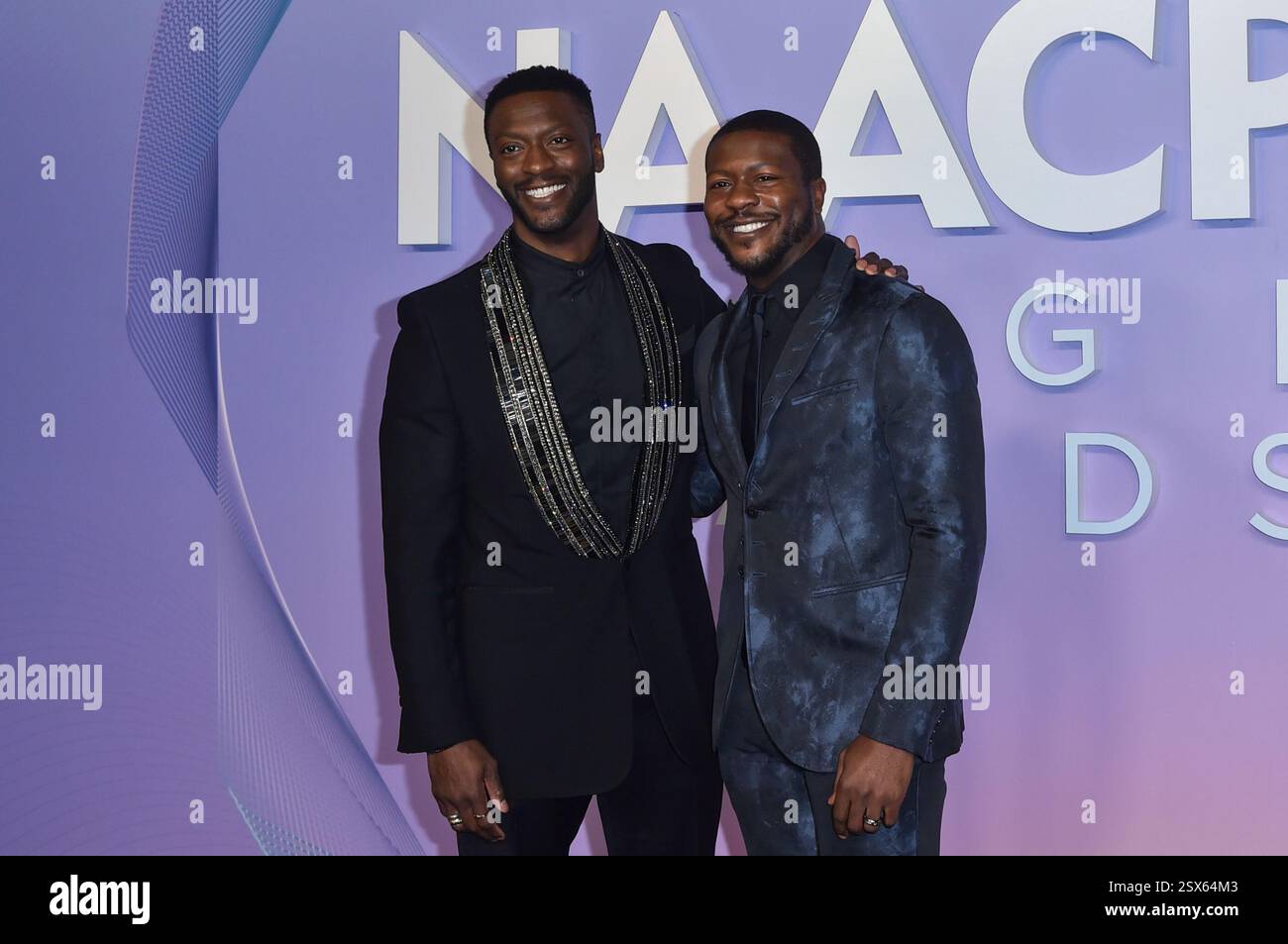 Aldis Hodge, left, and Edwin Hodge arrive at the 56th NAACP Image ...