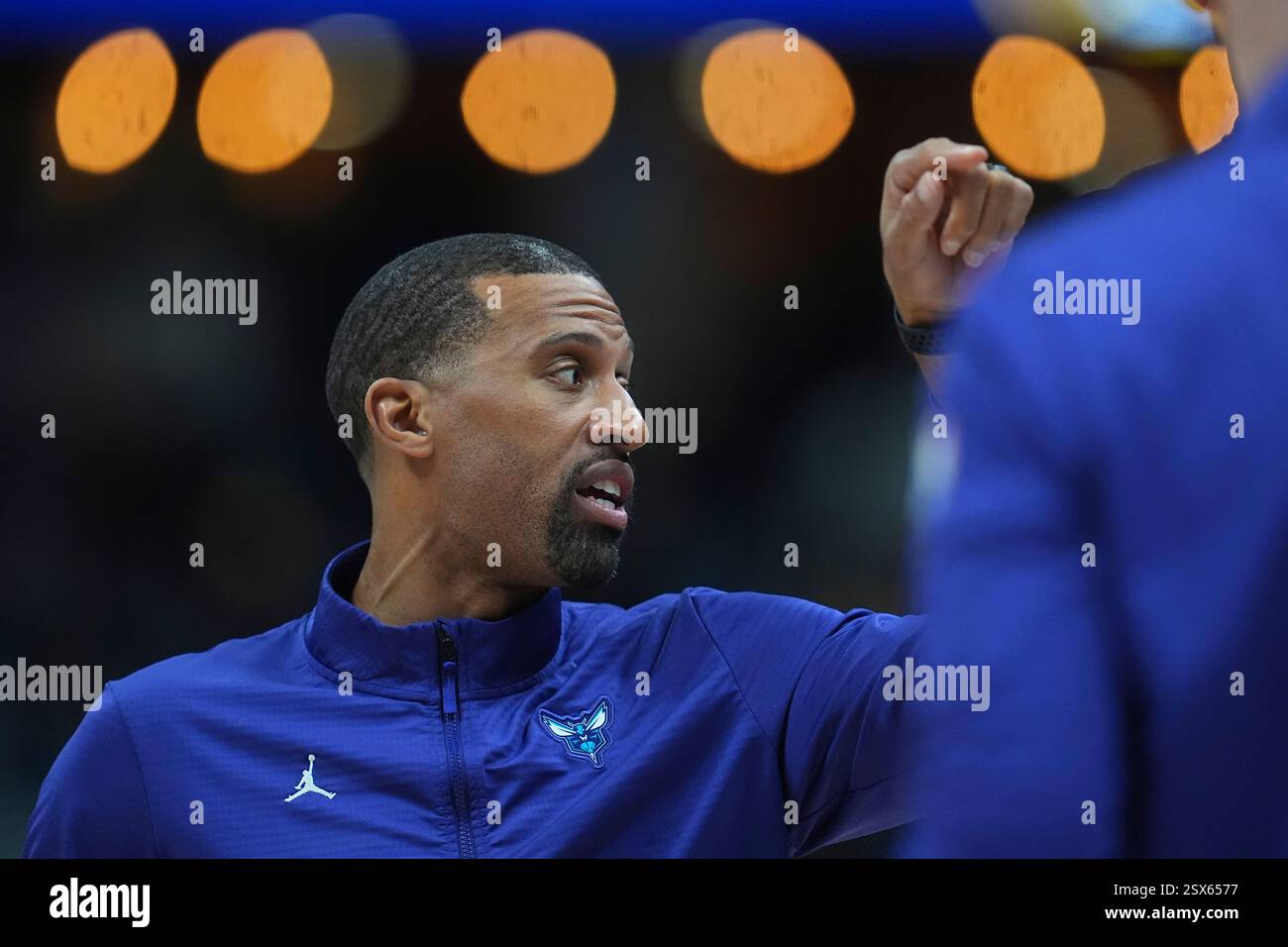 Charlotte Hornets head coach Charles Lee in the second half of an NBA ...
