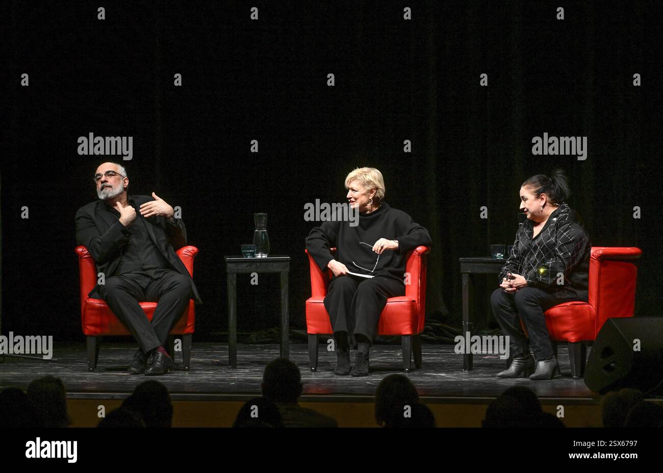 Litertur und Theater - Auftritt Maria Happel und Michael Niavarani, im ...