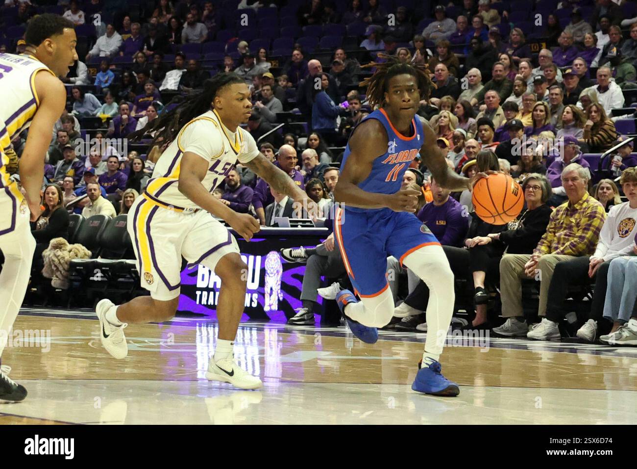 Baton Rouge, United States. 22nd Feb, 2025. Florida Gators guard Denzel ...