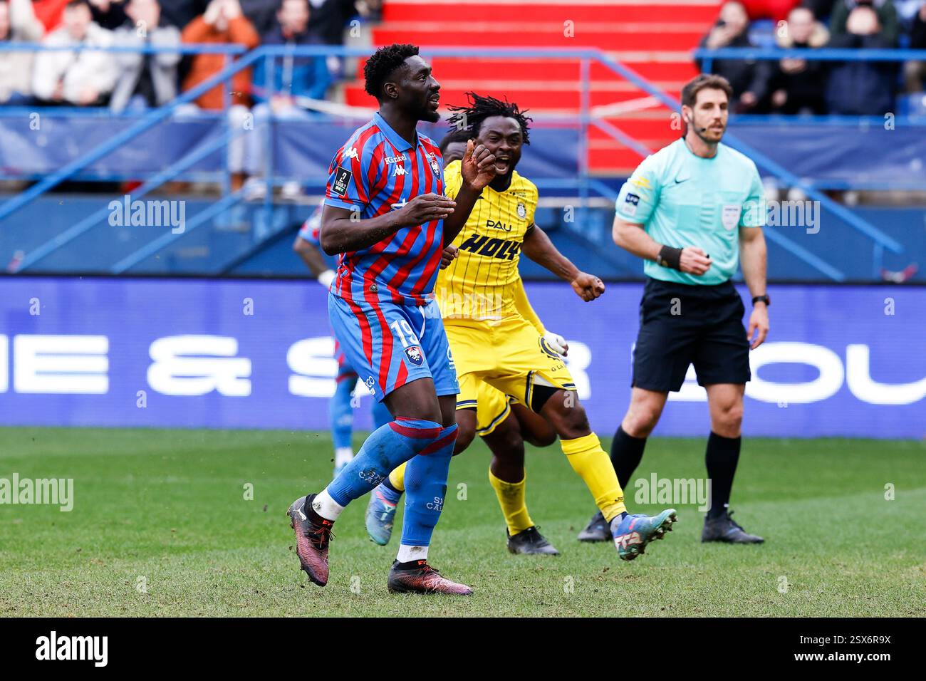 19 Alexandre MENDY (smc) during the Ligue 2 BKT match between Caen and ...