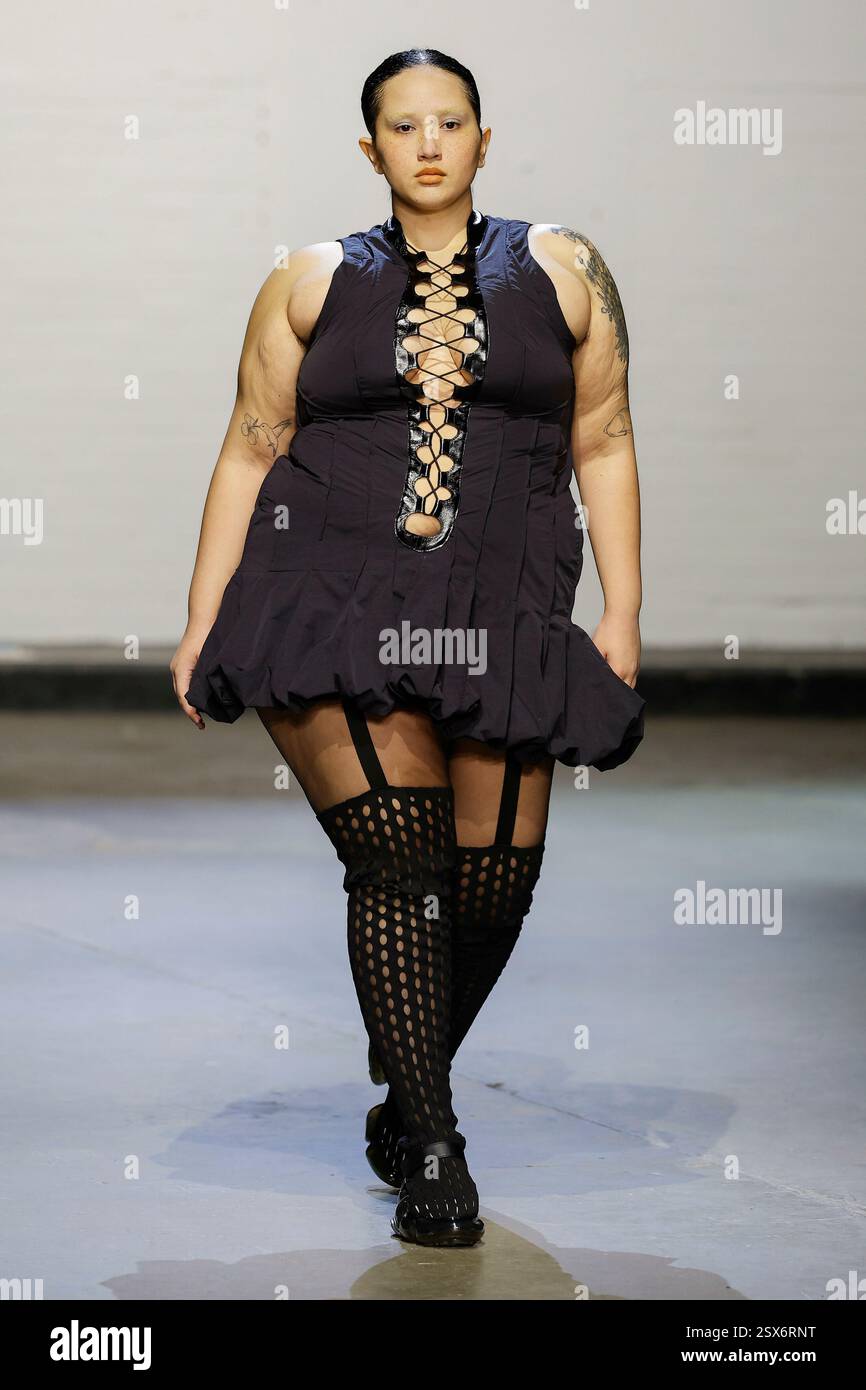 Sinv © ad O ÄôDwyer Autumn-Winter 2025 runway during London Fashion Week on February 2025 ...