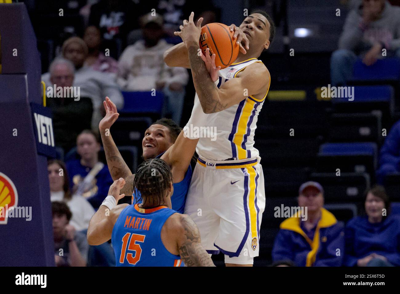 LSU forward Robert Miller III (6) battles for a rebound against Florida ...