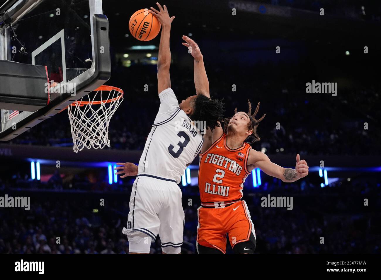 Duke's Isaiah Evans (3) drives past Illinois' Dra Gibbs-Lawhorn (2 ...