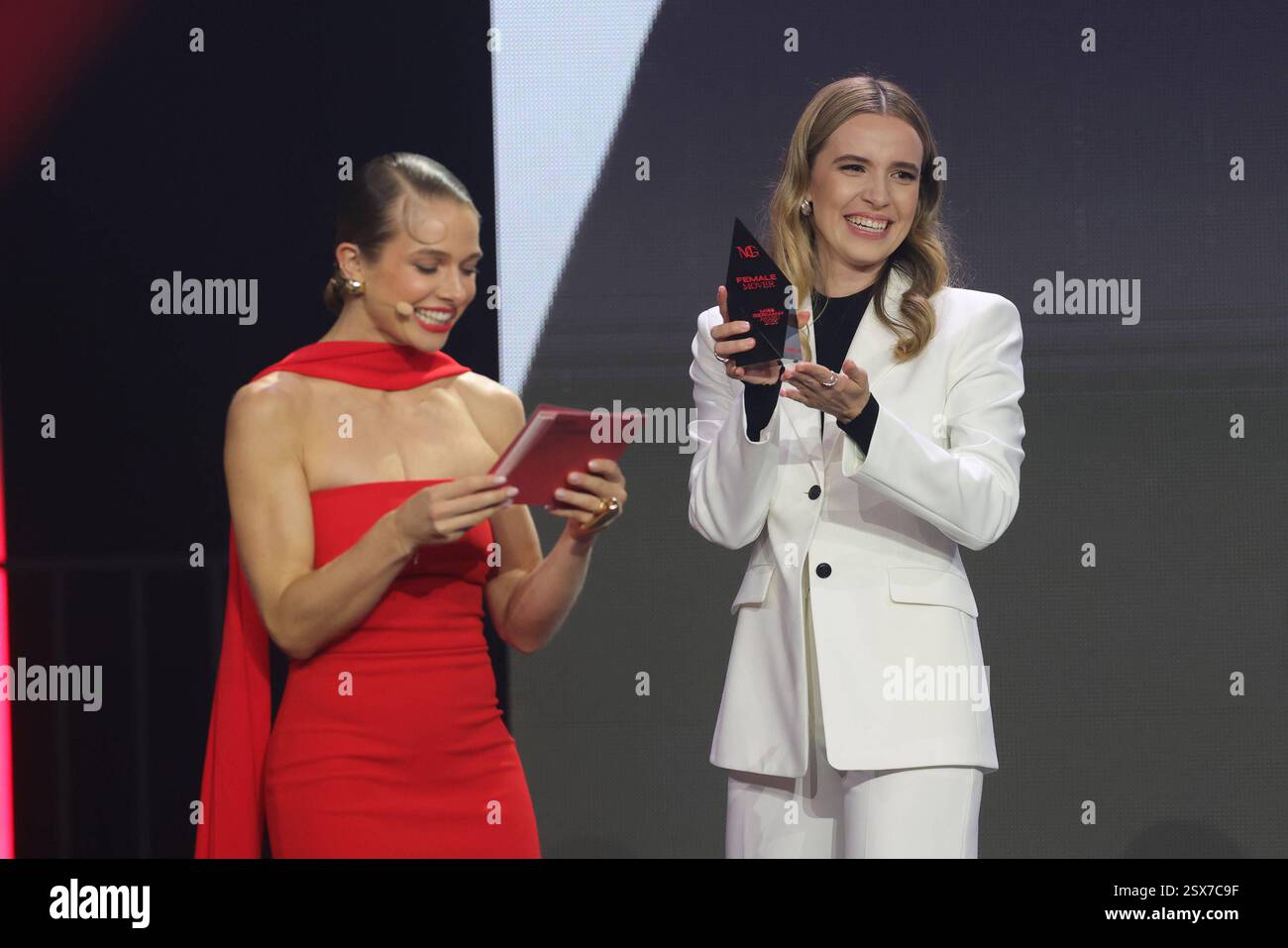 Miss Germany Awards Finale 2025 Lola Weippert und Valentina Busik. Miss ...