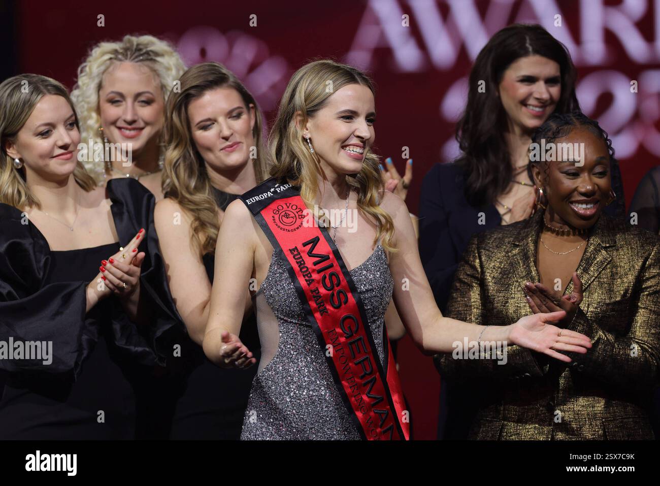 Miss Germany Awards Finale 2025 Frisch gekürte Miss Germany 2025 ...
