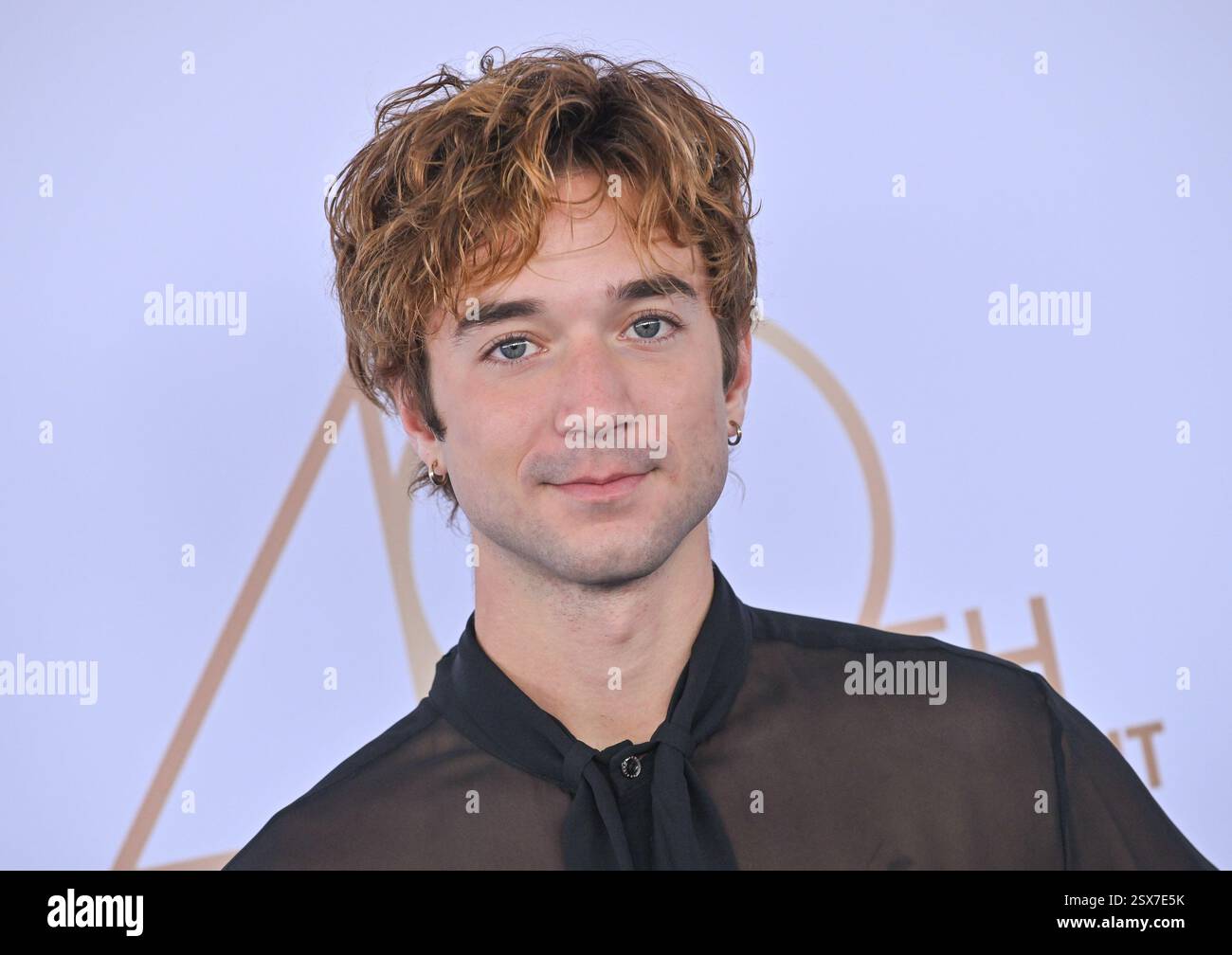 Santa Monica, USA. 22nd Feb, 2025. Daniel Seavey arriving to the 40th Film Independent Spirit ...