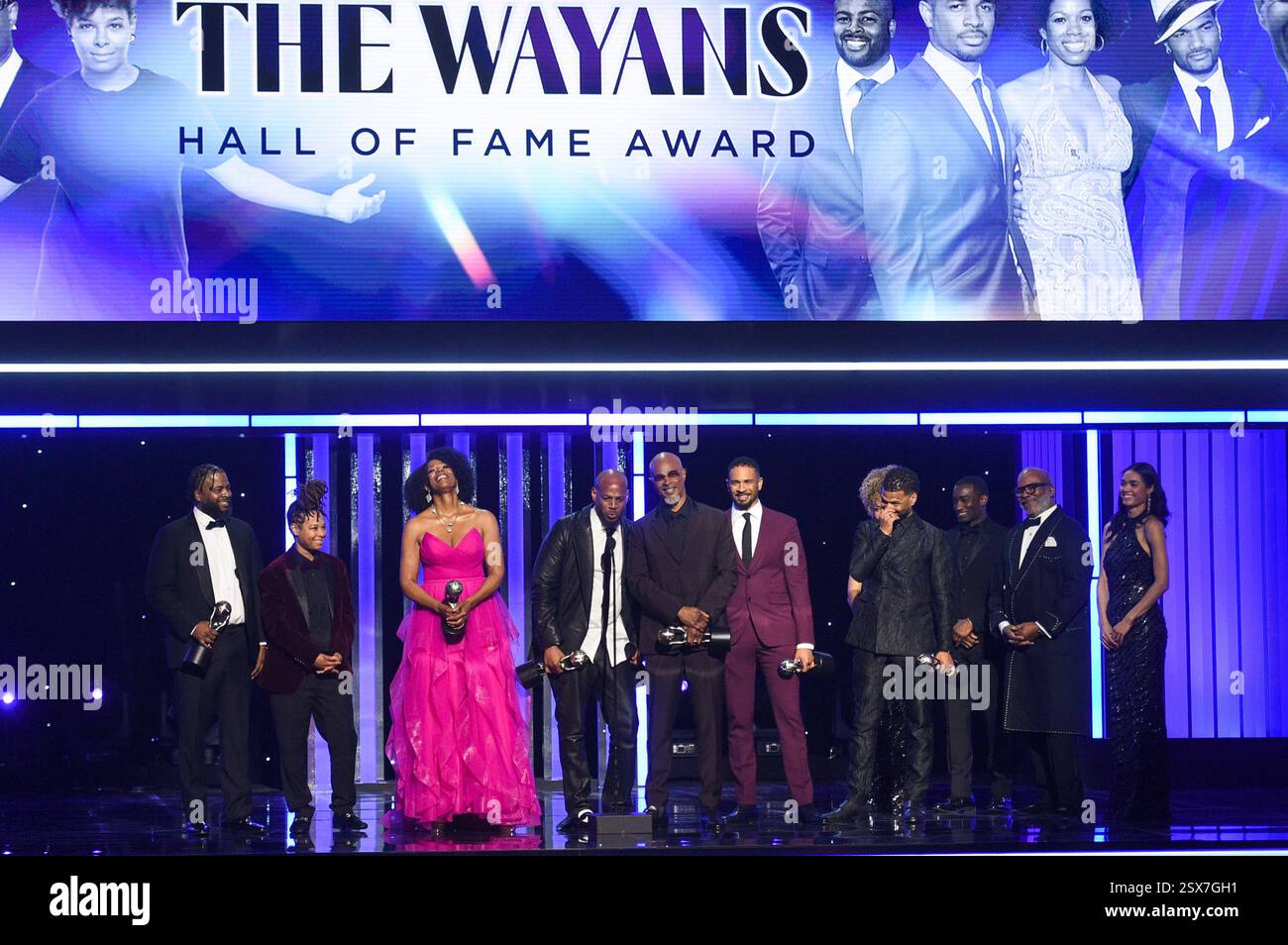 Craig Wayans, from left, Chaunté Wayans, Kim Wayans, Marlon Wayans ...