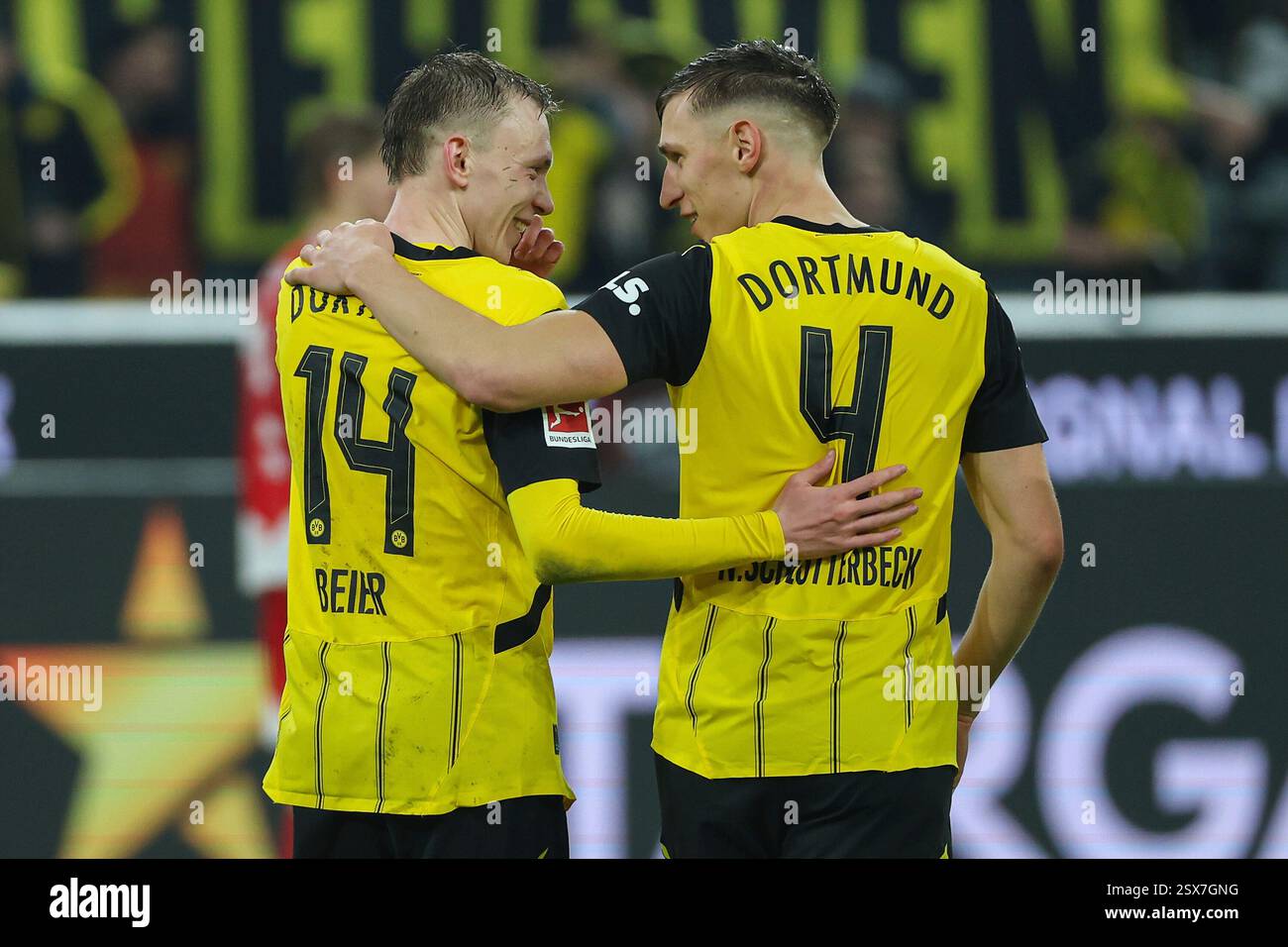 Dortmund, Deutschland. 22nd Feb, 2025. 1. Bundesliga - Borussia ...