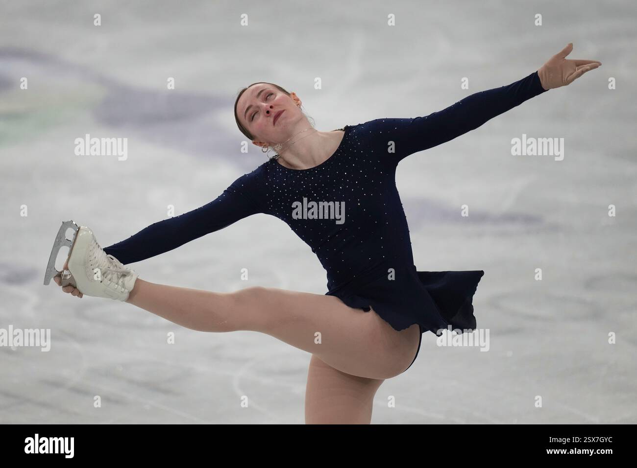 Katherine Medland Spence of Canada performs during the women's free ...