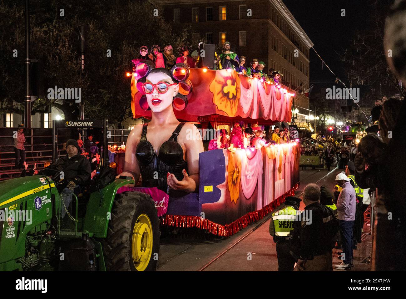 Paradegoers are seen during the Krewe of Freret Mardi Gras Parade in ...