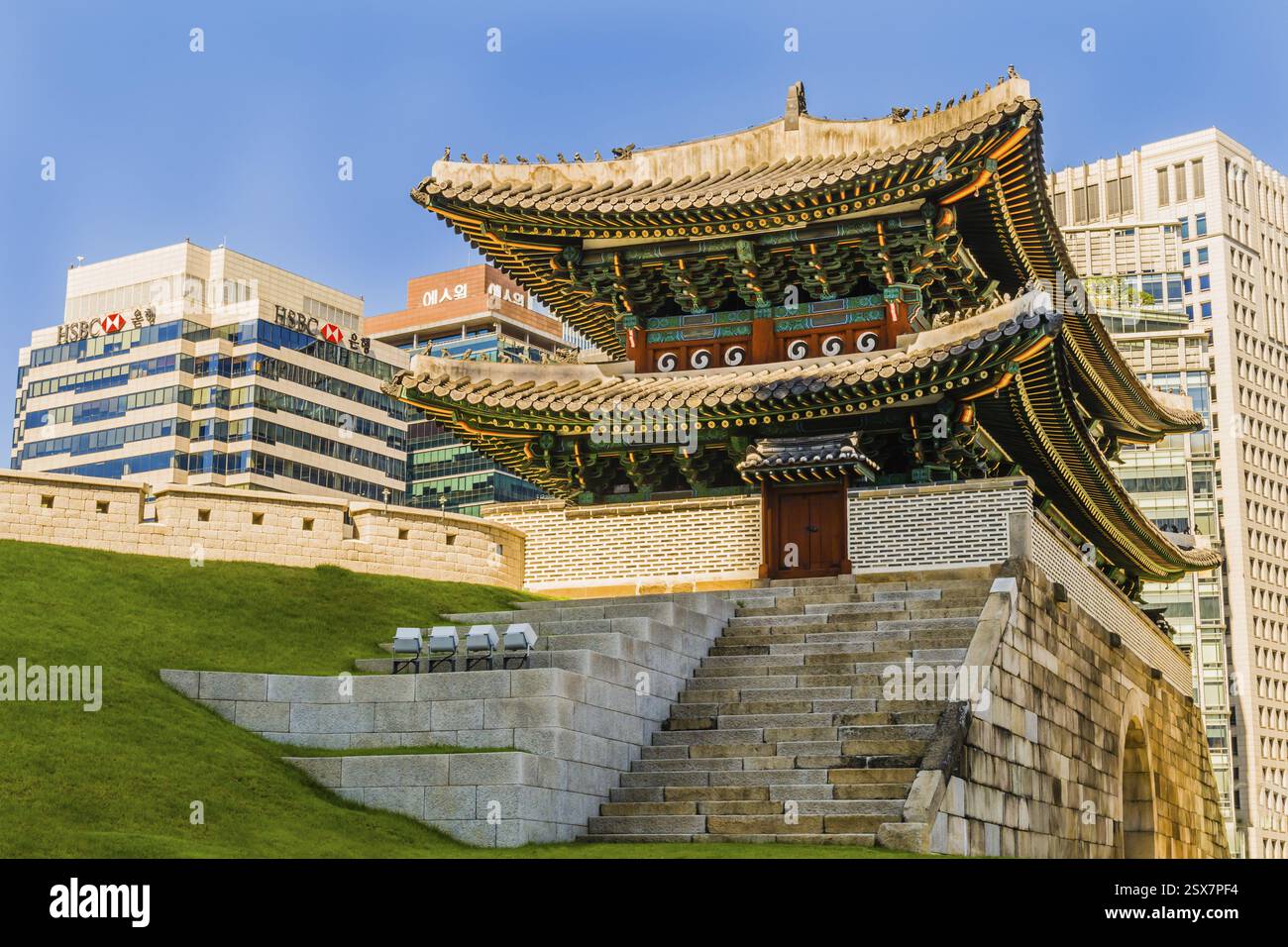 Seoul, South Korea, September 9, 2018: Side view of Namdaemoon, Seoul's ...