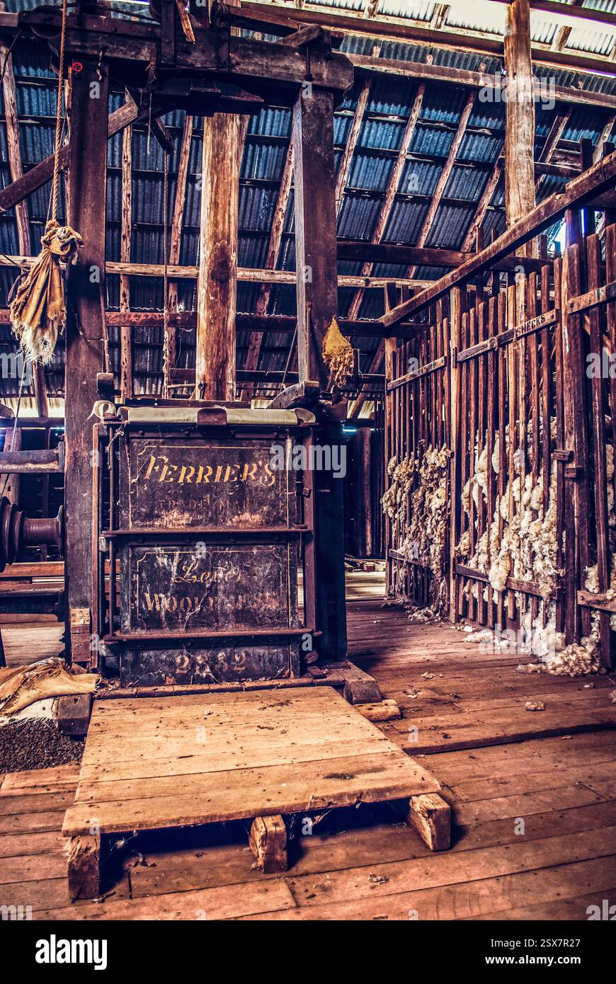 old wool press Stock Photo - Alamy