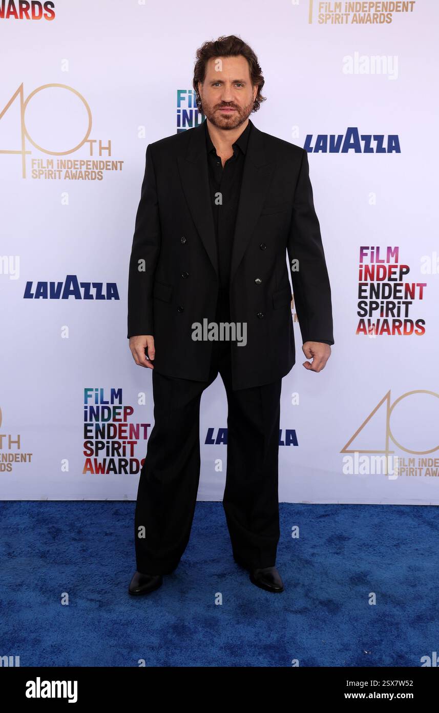 Santa Monica, California, USA. 22nd Feb, 2025. dgar Ram'rez 2025 Film ...