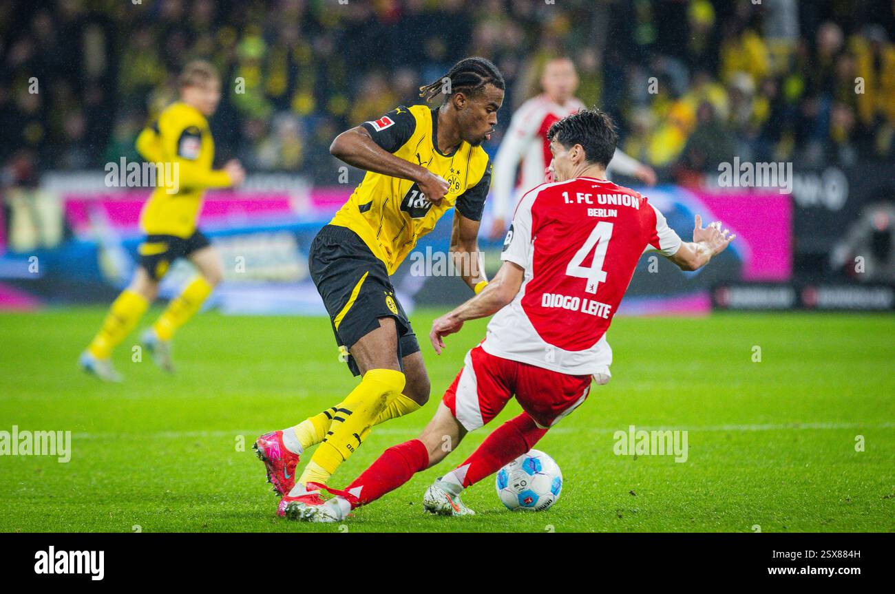 Dortmund, Germany. 22th Feb 2025. Carney Chukwuemeka (BvB) Diogo Leite ...