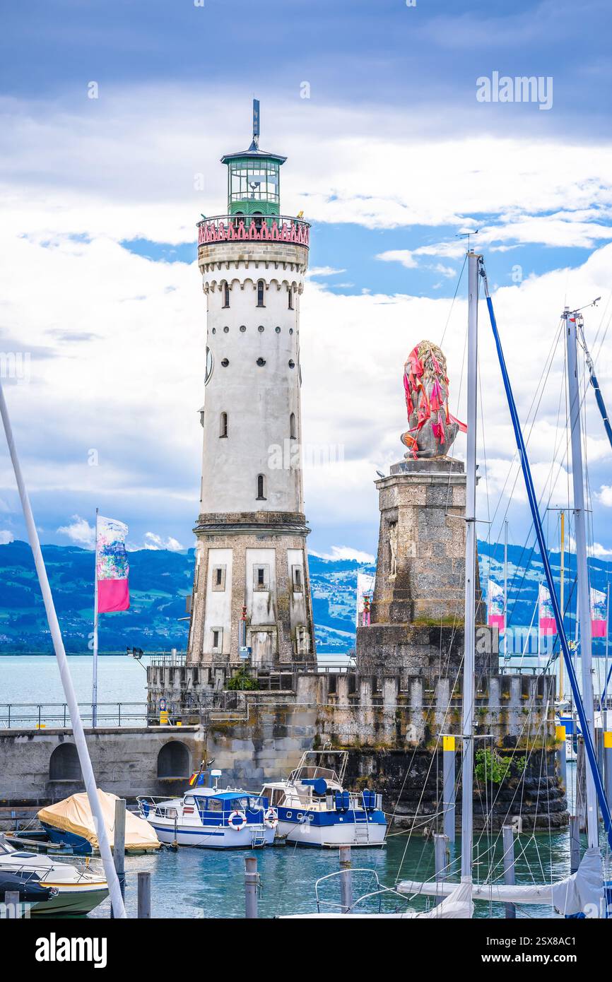 The famous harbor entrance of Lindau Bavarian Lion and New Lighthouse ...