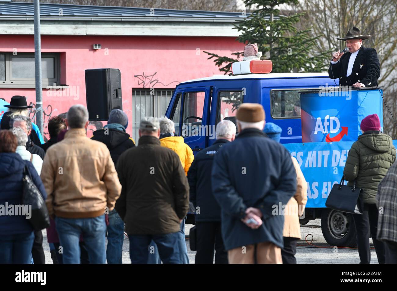 Bitterfeld Wolfen, Germany. 22nd Feb, 2025. Volker Scheurell, AfD ...