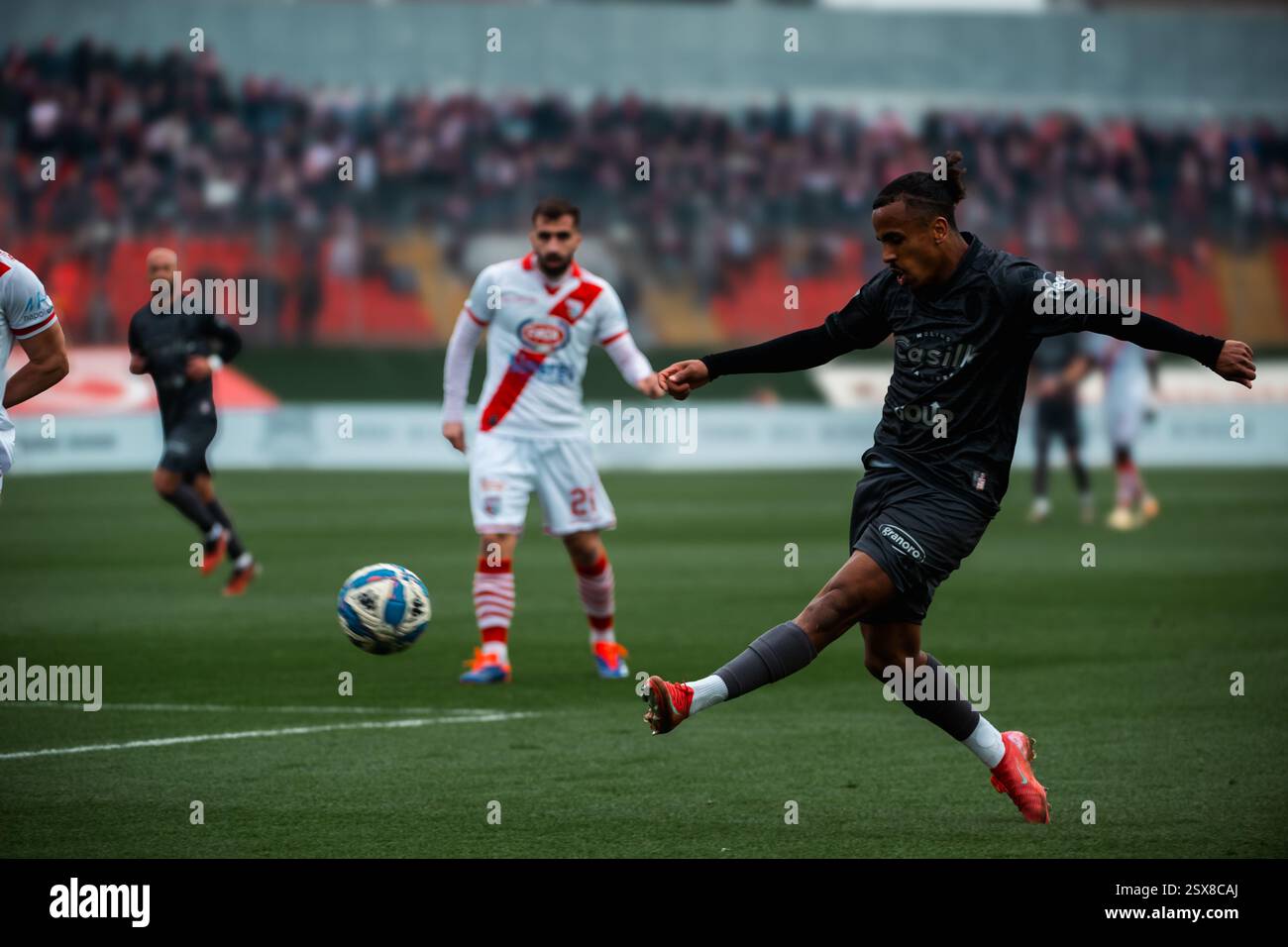 Mantova, Italy. 22nd Feb, 2025. Mehdi Dorval of SSC Bari during the ...