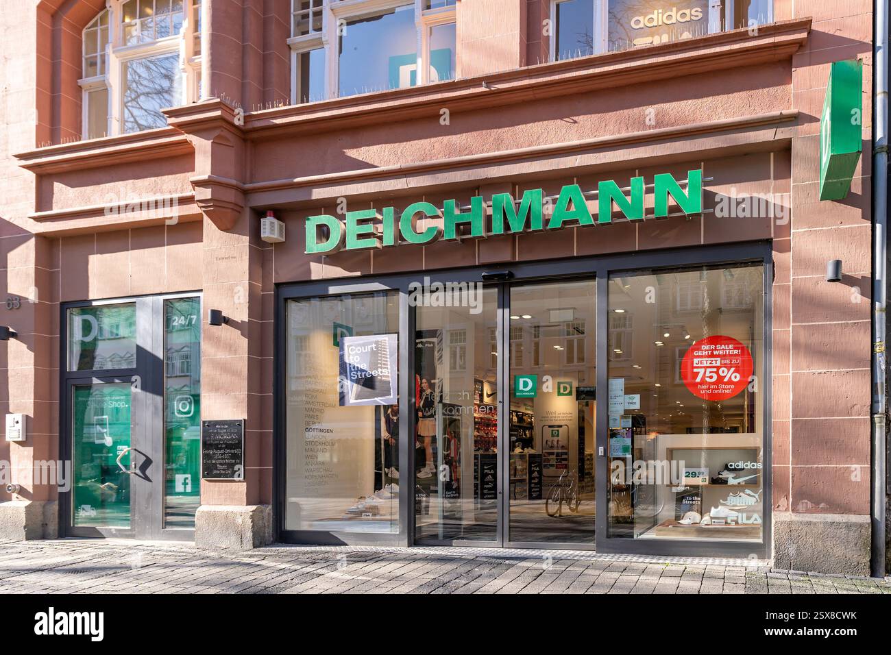 Deichmann shoes hi-res stock photography and images - Alamy