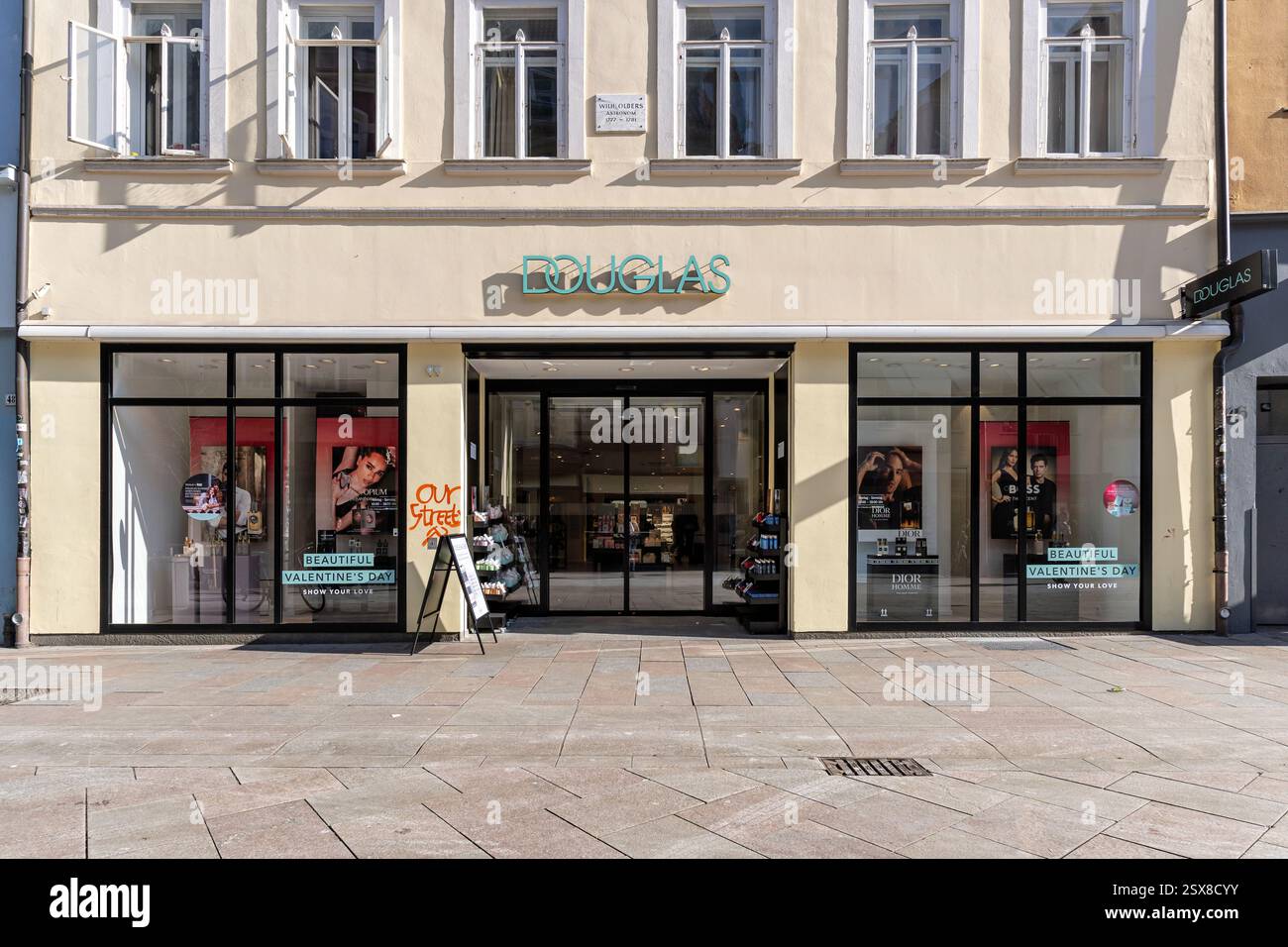 Perfumery douglas hi-res stock photography and images - Alamy