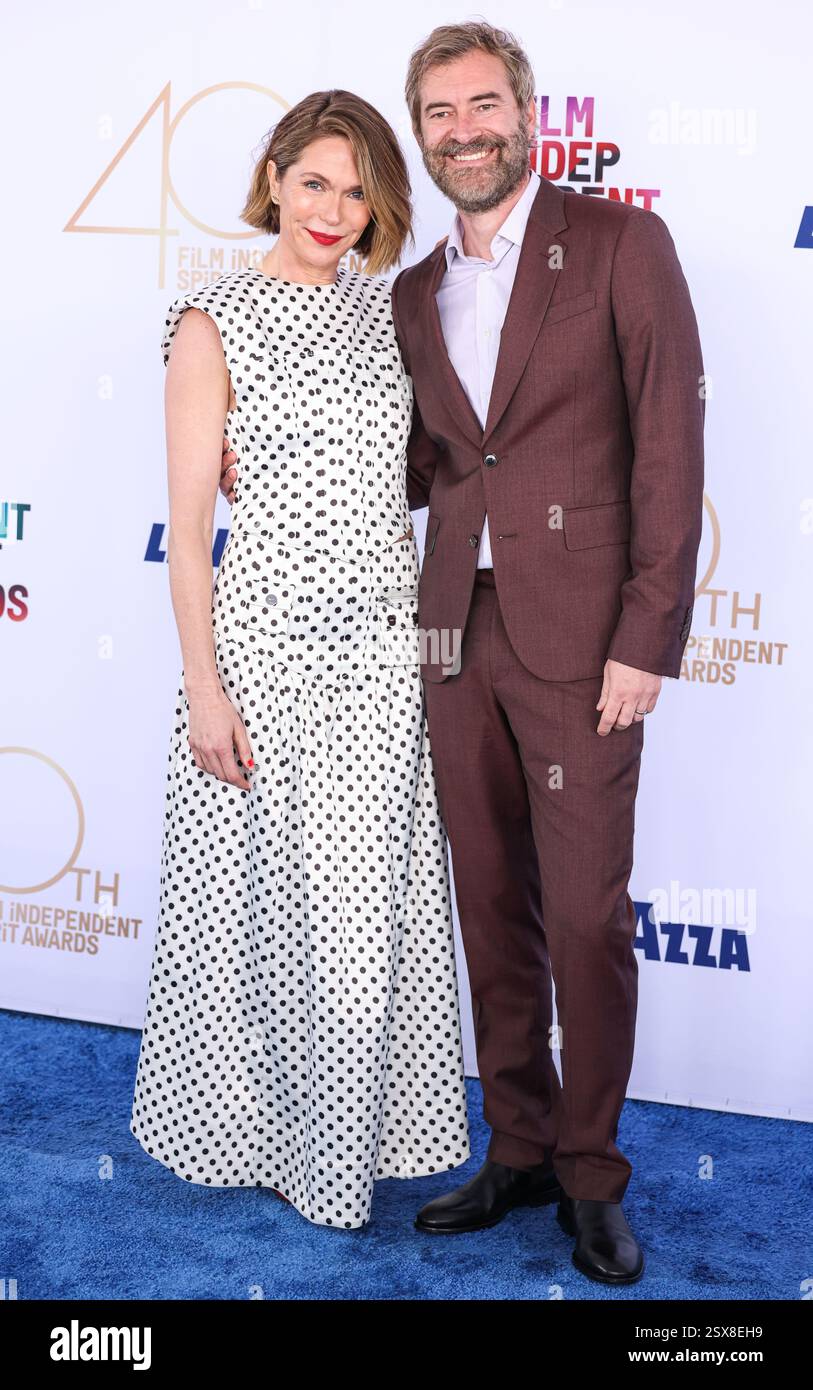 SANTA MONICA, LOS ANGELES, CALIFORNIA, USA - FEBRUARY 22: Katie Aselton ...