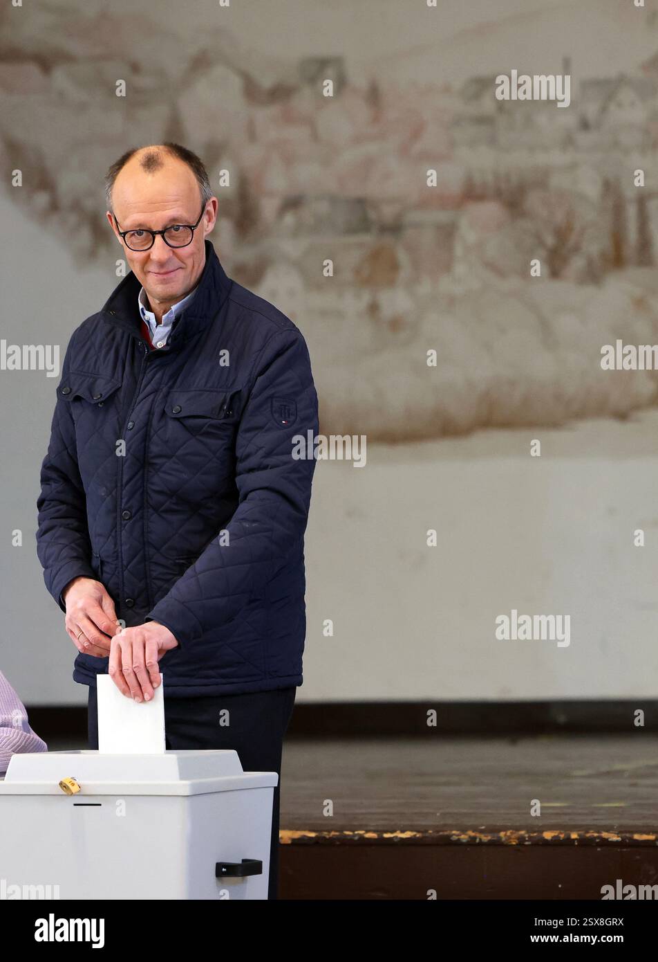Arnsberg, Germany. 23rd Feb, 2025. Friedrich Merz (CDU), party chairman ...
