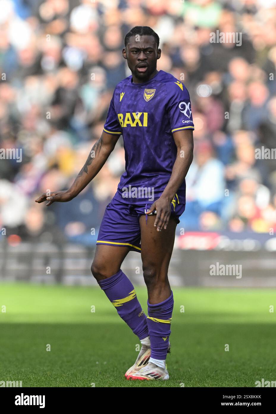 Oxford United's Alex Matos during the Sky Bet Championship match at The ...