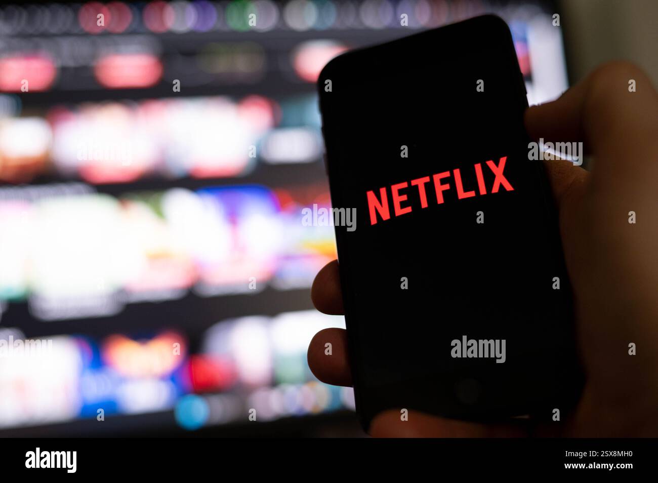 Smart idea logo hi-res stock photography and images - Alamy