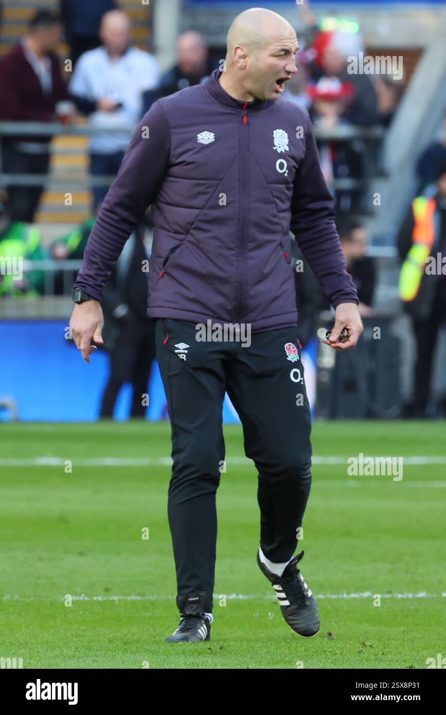 London, UK. 22nd Feb, 2025. England's Coach Steve Borthwick before kick off during The Calcutta ...