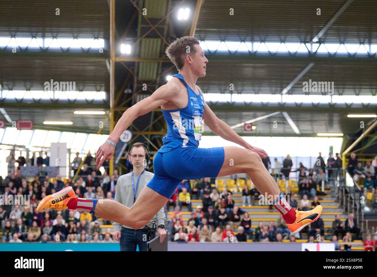 Dortmund, Germany. 23rd Feb, 2025. Athletics/hall: German Championships, men's triple jump. Max ...