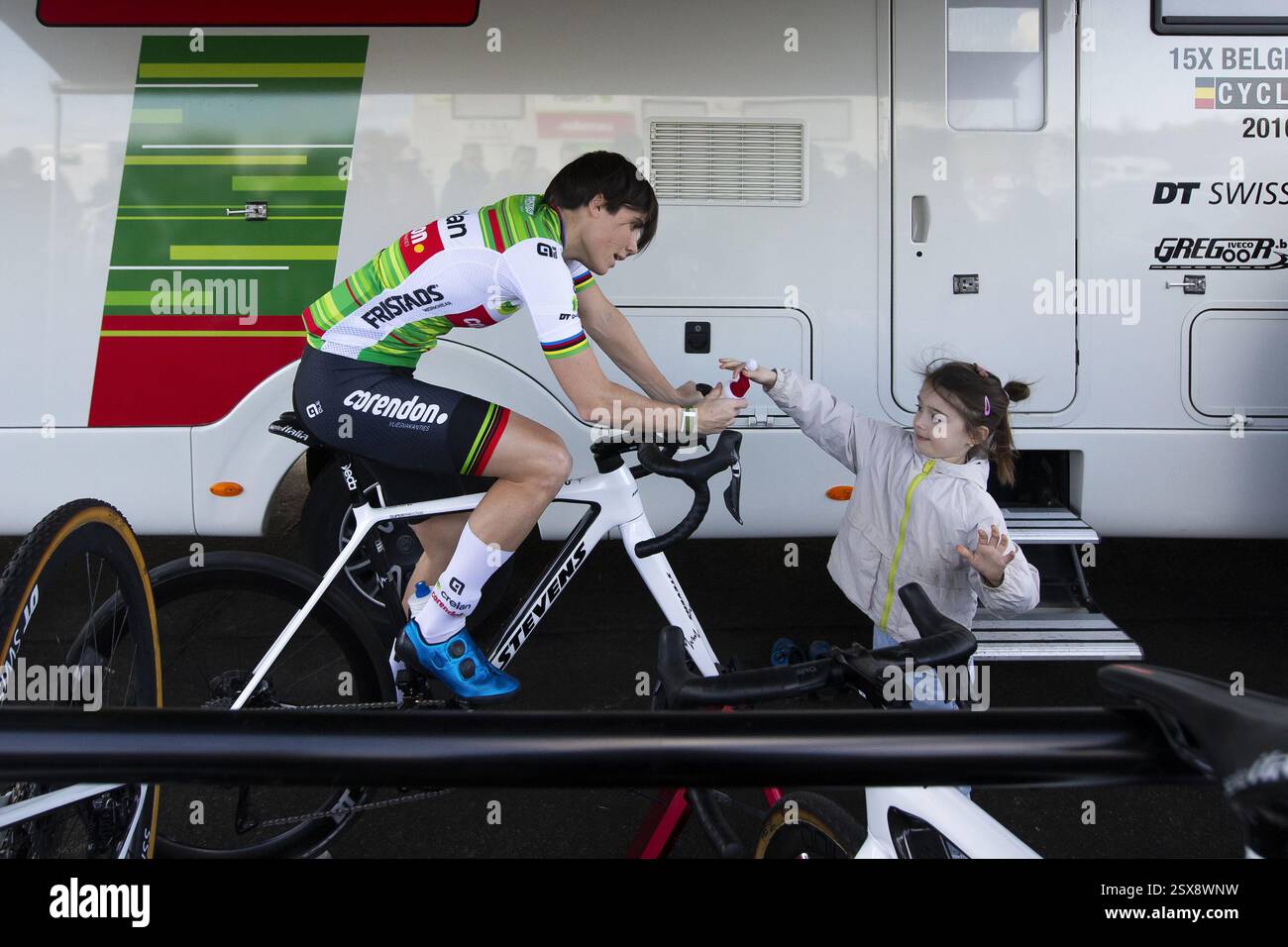 Belgian Sanne Cant warms up before the women's elite race at the ...