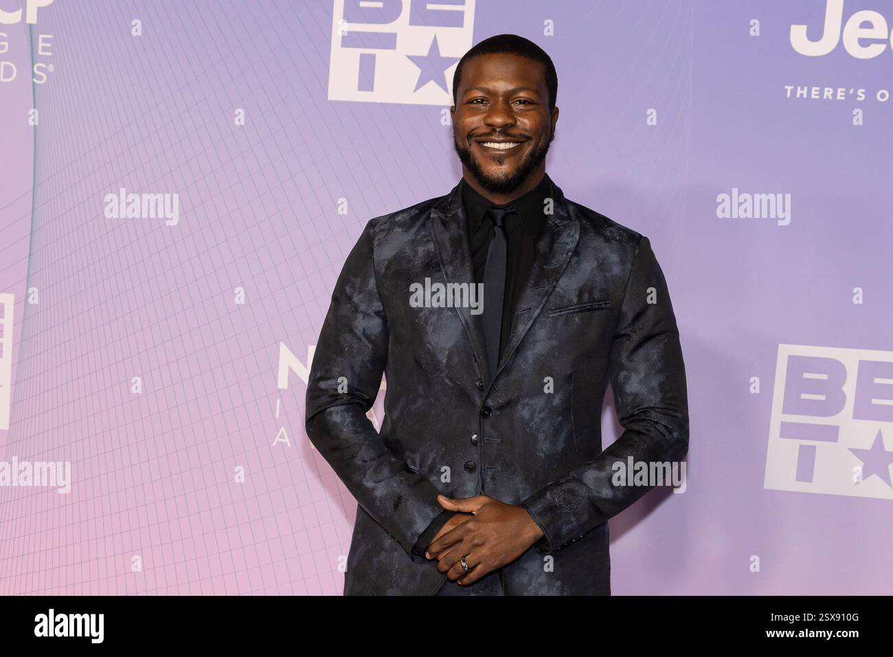Edwin Hodge attends the arrivals of the “56th NAACP Image Awards” at ...