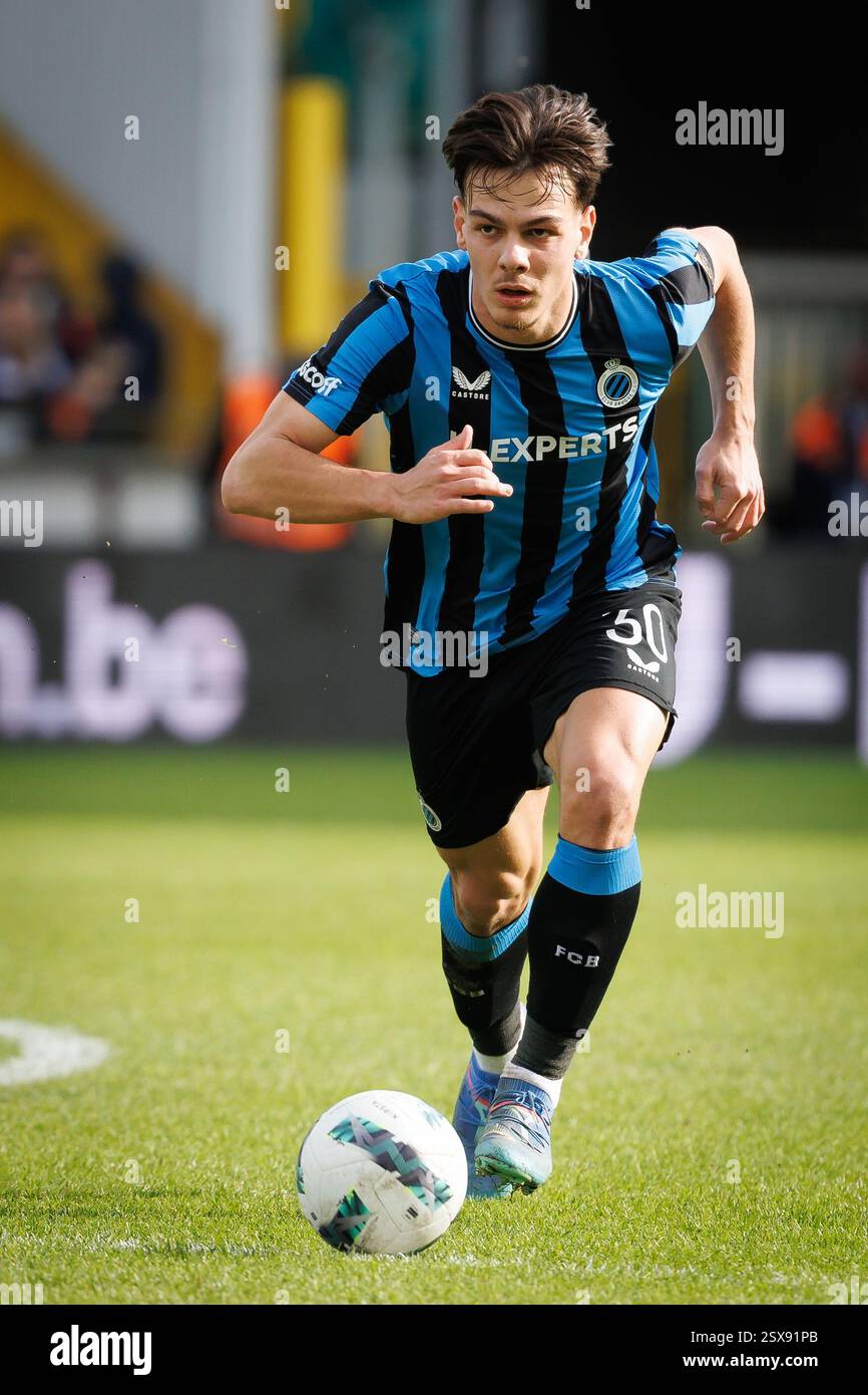 Brugge, Belgium. 23rd Feb, 2025. Club's Ardon Jashari pictured in ...