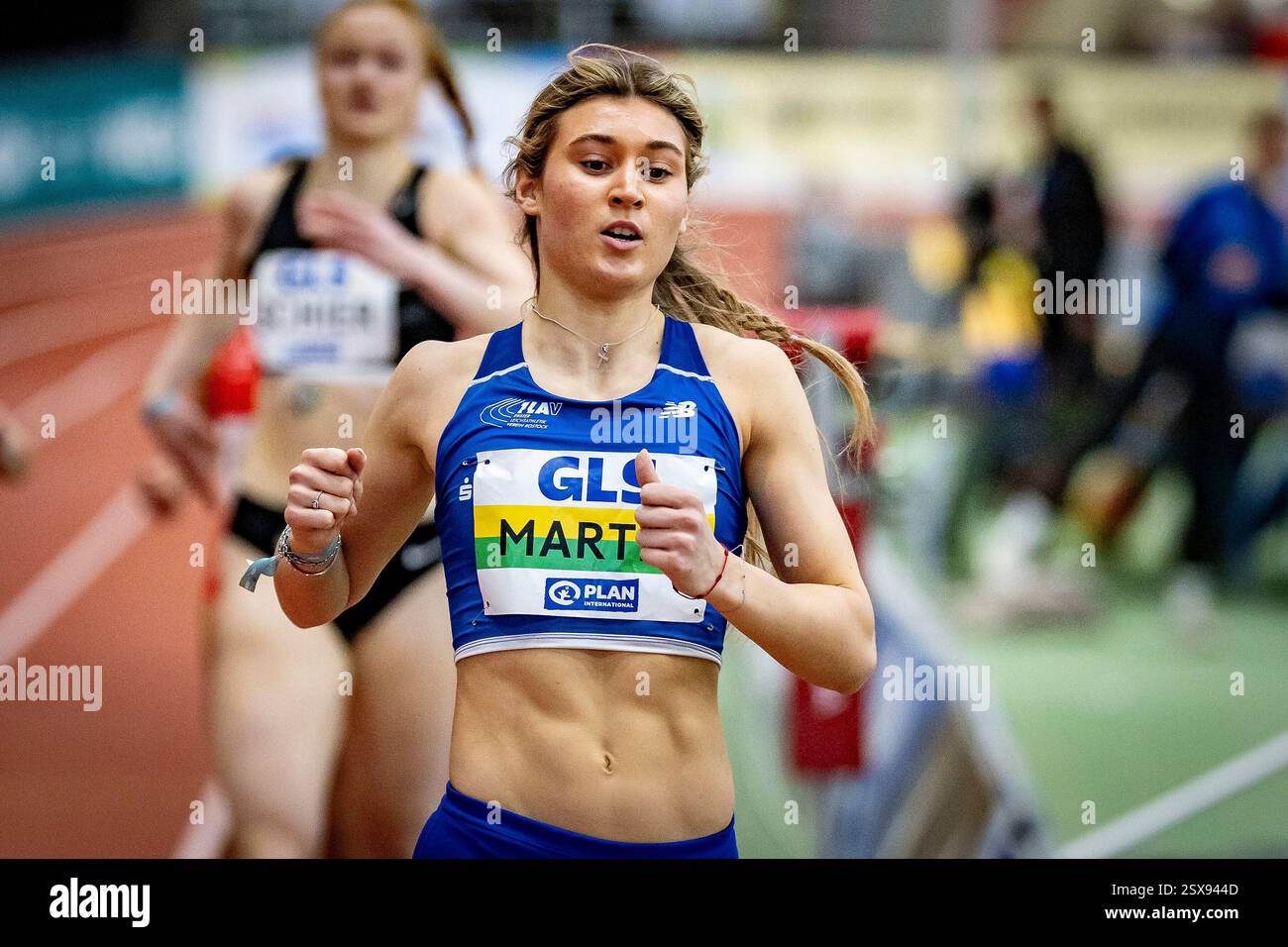 martin gewinnt die 400m und ist deutsche Hallenmeisterin.; Deutsche ...