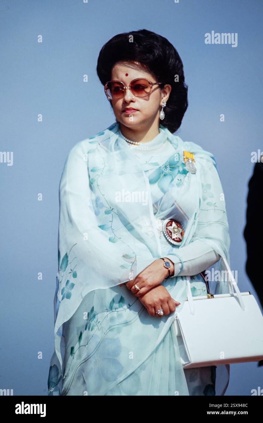 Aishwarya hi-res stock photography and images - Alamy