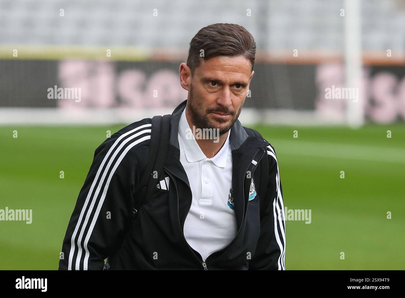 Jason Tindell arrives during the Newcastle United FC v Nottingham ...