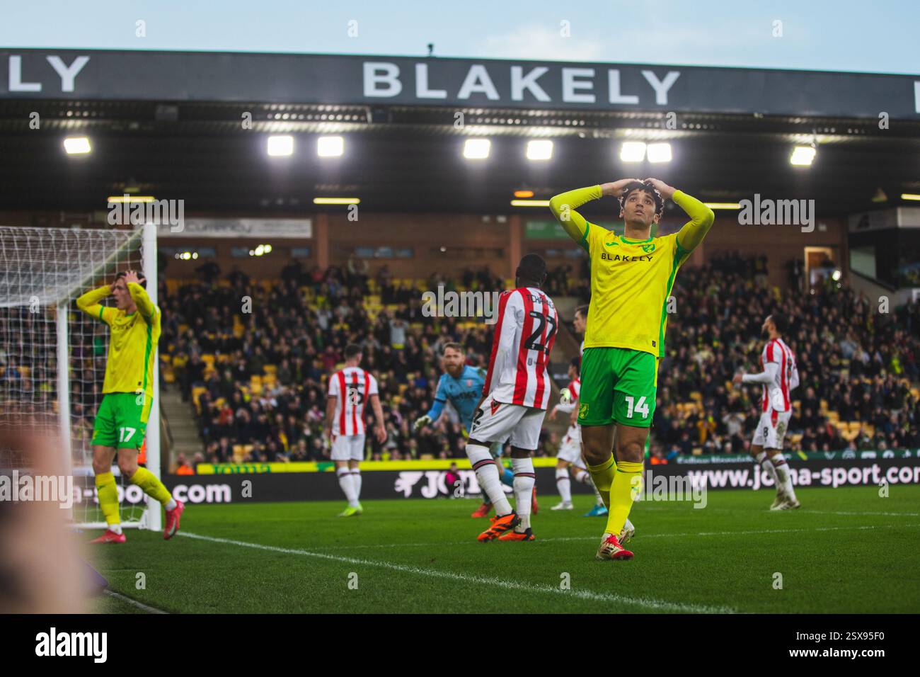 Norwich, UK. 31st Jan, 2025. Ben Chrisene of Norwich City narrowly ...