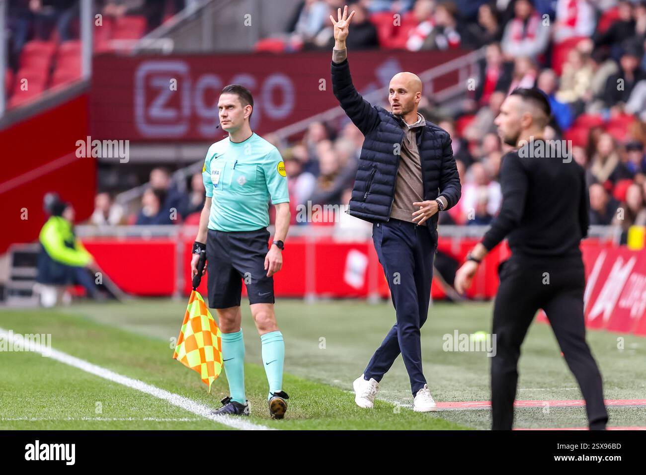 AMSTERDAM, NETHERLANDS - FEBRUARY 23: Head Coach Paul Simonis of Go ...