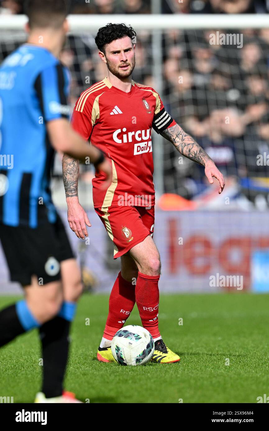 Aiden O'Neill (24) of Standard pictured during the Jupiler Pro League ...