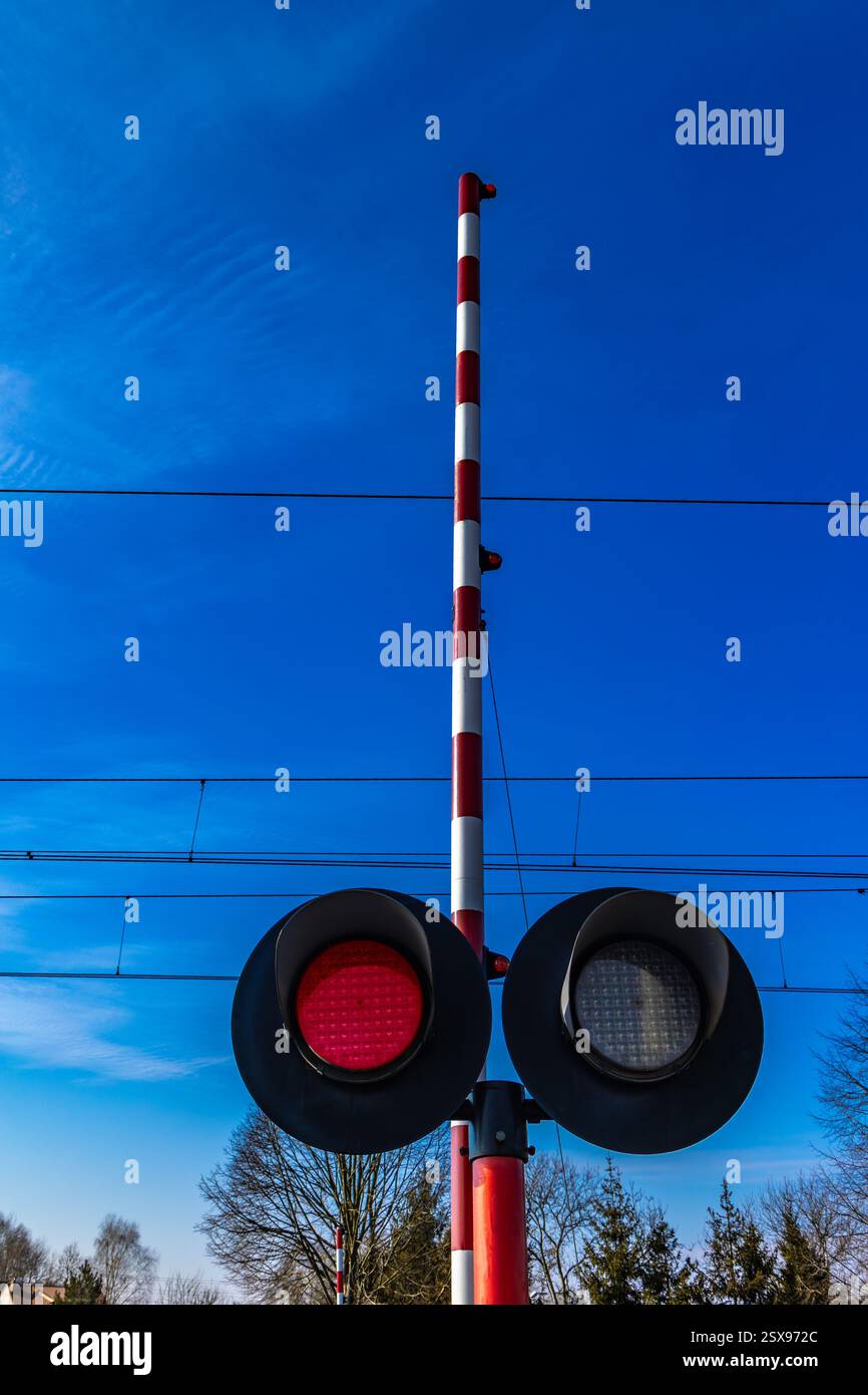 Train stop red signal hi-res stock photography and images - Alamy