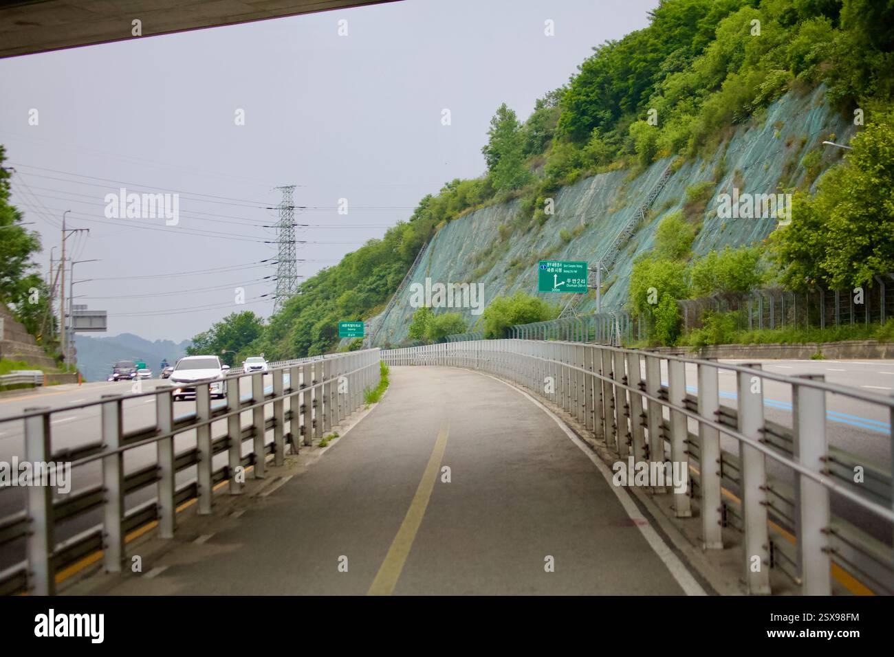 Daejeon, South Korea - May 28th, 2021: A dedicated cycling path runs ...
