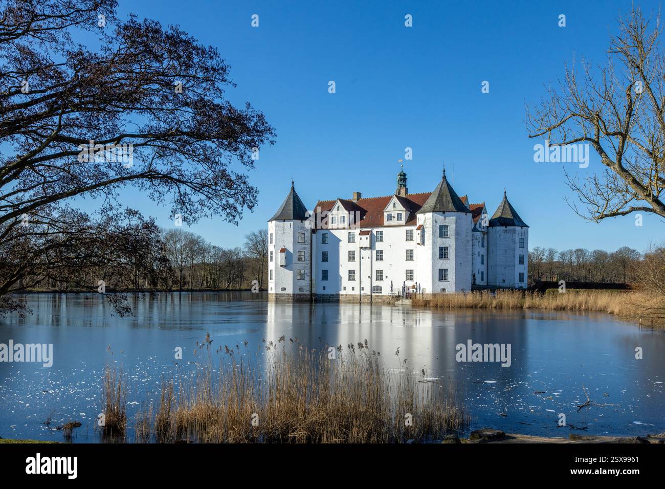 Cradle the european royal houses hi-res stock photography and images ...